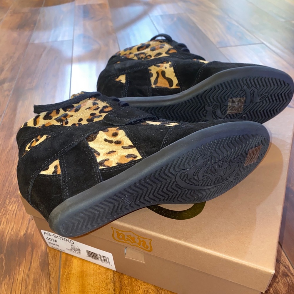 Asn Limited Edition (Leopard Print Wedge Sneakers) - Gem